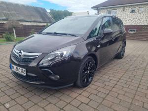 Sarkans Opel Zafira 2015 Utena, ar dzinēja tilpumu 1.60 L un nobraukumu 225 tūkst. km par 6150 €, foto  vietnē AUTOMOTO.COM.LV