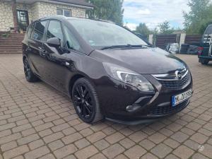 Sarkans Opel Zafira 2015 Utena, ar dzinēja tilpumu 1.60 L un nobraukumu 225 tūkst. km par 6150 €, foto 4 vietnē AUTOMOTO.COM.LV