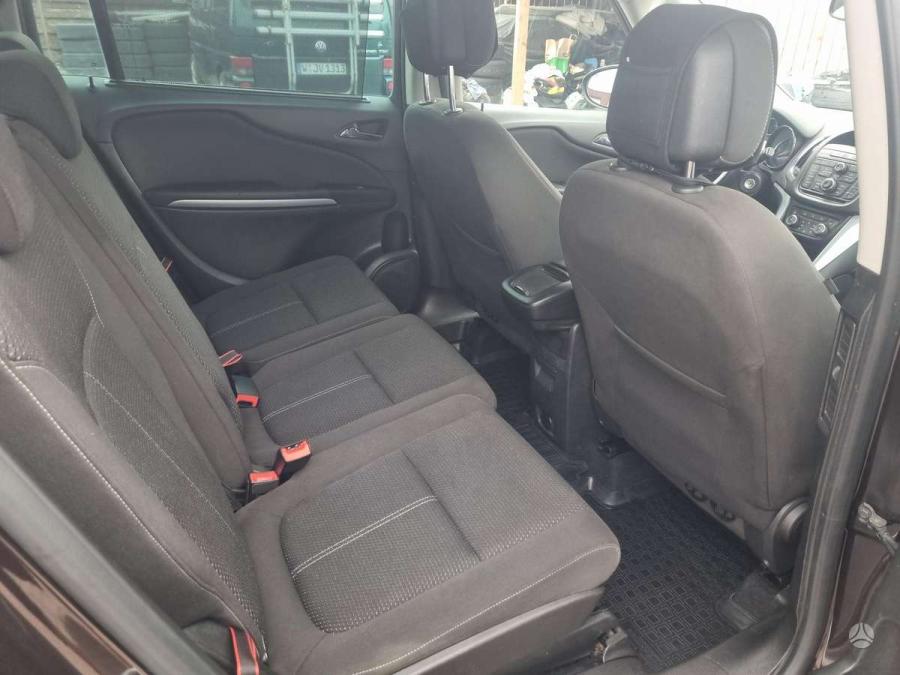 Sarkans Opel Zafira 2015 Utena, ar dzinēja tilpumu 1.60 L un nobraukumu 225 tūkst. km par 6150 €, foto 13 vietnē AUTOMOTO.COM.LV