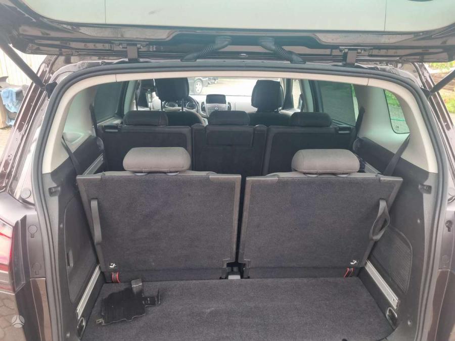 Sarkans Opel Zafira 2015 Utena, ar dzinēja tilpumu 1.60 L un nobraukumu 225 tūkst. km par 6150 €, foto 15 vietnē AUTOMOTO.COM.LV