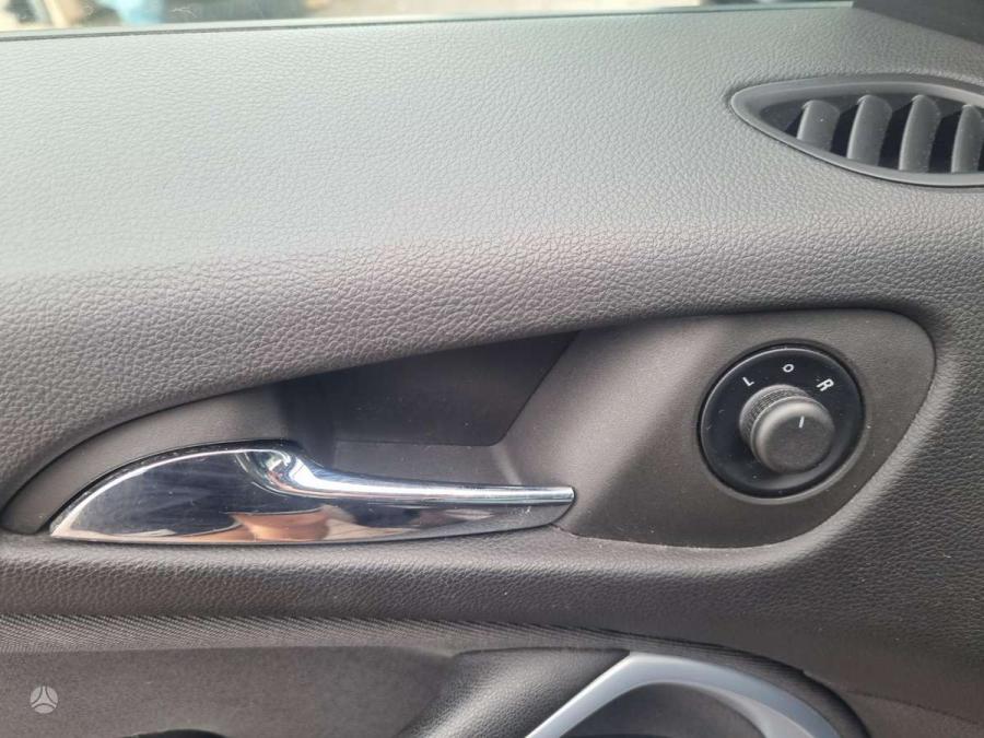 Sarkans Opel Zafira 2015 Utena, ar dzinēja tilpumu 1.60 L un nobraukumu 225 tūkst. km par 6150 €, foto 19 vietnē AUTOMOTO.COM.LV