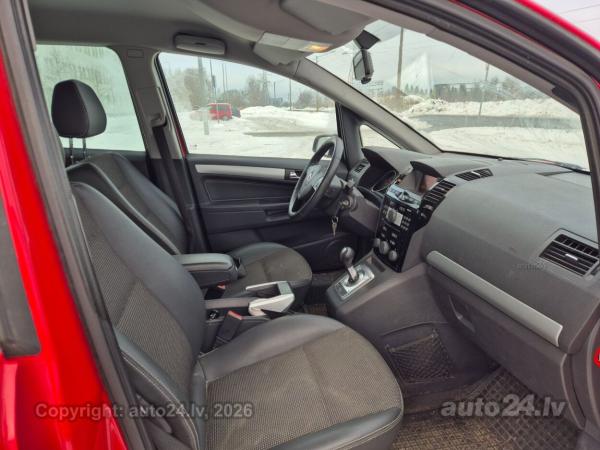 Red Opel Zafira 2009 in Tallinn, with an engine capacity of 1.80 L and mileage of 250 thousand km for 1999 €, photo 9 on AUTOMOTO.COM.LV