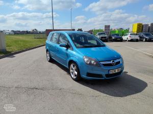 Opel Zafira 2006 in Siauliai, with an engine capacity of 1.90 L and mileage of 270 thousand km for 1600 €, photo 5 on AUTOMOTO.COM.LV