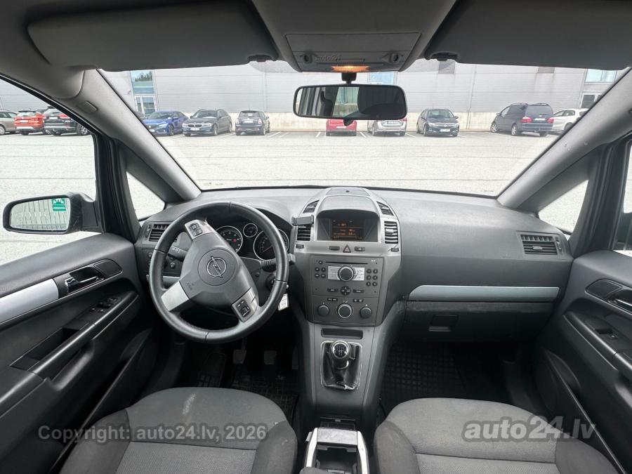Opel Zafira 2006 Tallina, ar dzinēja tilpumu 1.80 L un nobraukumu 148 tūkst. km par 2499 €, foto 4 vietnē AUTOMOTO.COM.LV