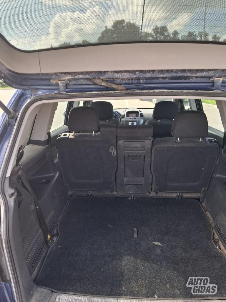 Opel Zafira 2006 Mažeikiai, ar dzinēja tilpumu 1.90 L un nobraukumu 4 tūkst. km par 1600 €, foto 8 vietnē AUTOMOTO.COM.LV