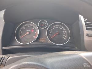 Opel Zafira 2006 Mažeikiai, ar dzinēja tilpumu 1.90 L un nobraukumu 4 tūkst. km par 1600 €, foto 9 vietnē AUTOMOTO.COM.LV