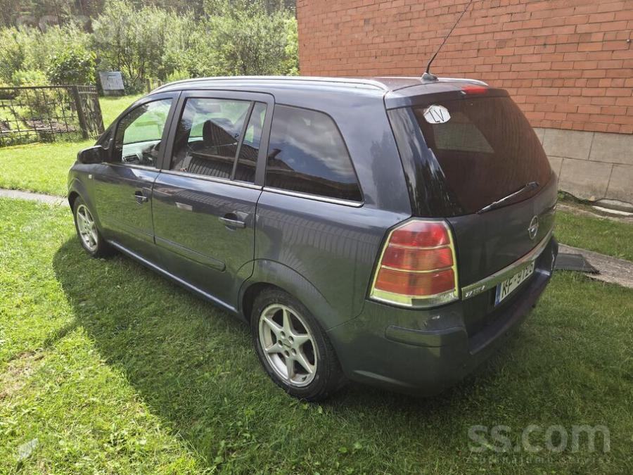 Opel Zafira 2007 Rīga, ar dzinēja tilpumu 1.90 L un nobraukumu 201 tūkst. km par 1600 €, foto 3 vietnē AUTOMOTO.COM.LV