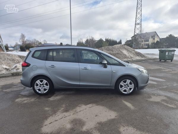 Opel Zafira 2013 Kauņa, ar dzinēja tilpumu 2.00 L un nobraukumu 313 tūkst. km par 4200 €, foto 5 vietnē AUTOMOTO.COM.LV