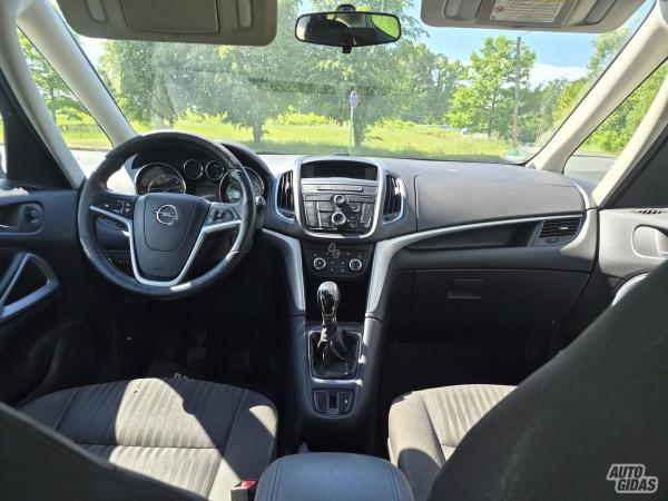 Opel Zafira 2013 in Kaunas, with an engine capacity of 2.00 L and mileage of 312 thousand km for 3800 €, photo 10 on AUTOMOTO.COM.LV