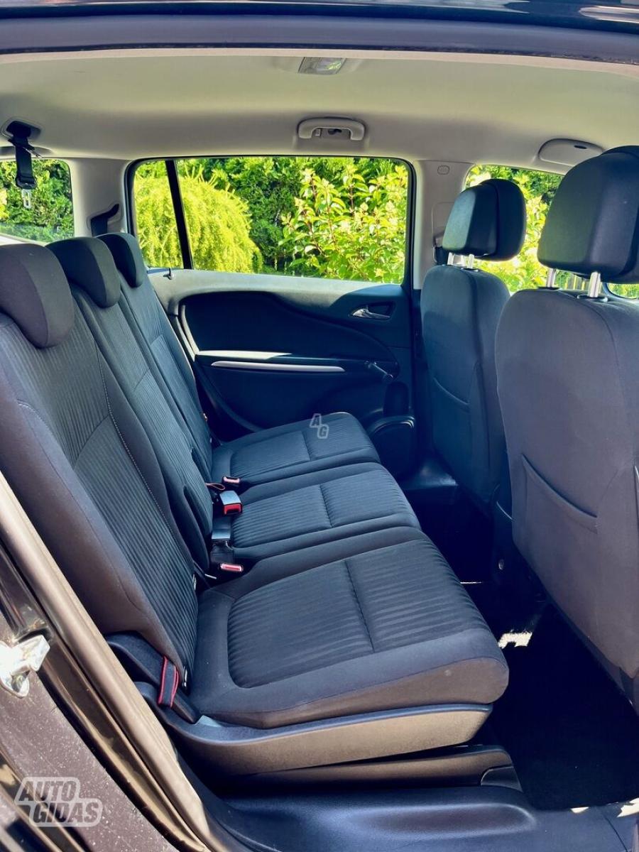 Opel Zafira 2013 in Kaunas, with an engine capacity of 2.00 L and mileage of 268 thousand km for 4250 €, photo 13 on AUTOMOTO.COM.LV