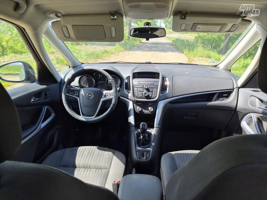 Opel Zafira 2013 Kauņa, ar dzinēja tilpumu 2.00 L un nobraukumu 312 tūkst. km par 4000 €, foto 13 vietnē AUTOMOTO.COM.LV