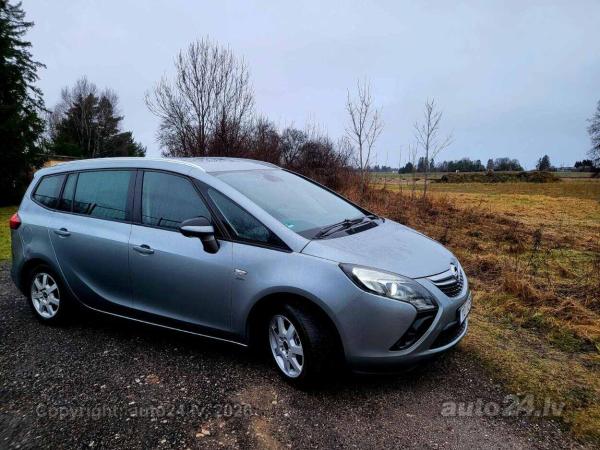 Opel Zafira 2014 Tallina, ar dzinēja tilpumu 1.60 L un nobraukumu 272 tūkst. km par 6500 €, foto 3 vietnē AUTOMOTO.COM.LV