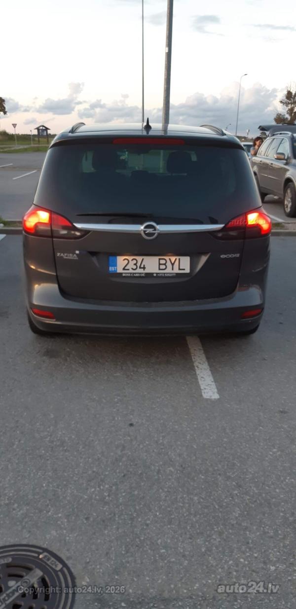Opel Zafira 2014 in Tallinn, with an engine capacity of 1.60 L and mileage of 239 thousand km for 6950 €, photo 2 on AUTOMOTO.COM.LV