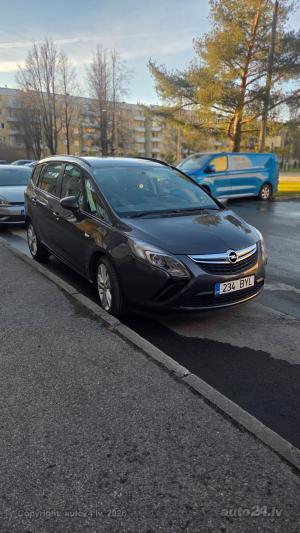 Opel Zafira 2014 Tallina, ar dzinēja tilpumu 1.60 L un nobraukumu 239 tūkst. km par 6950 €, foto 8 vietnē AUTOMOTO.COM.LV