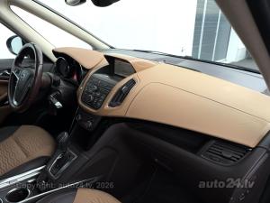 Opel Zafira 2014 in Tallinn, with an engine capacity of 2.00 L and mileage of 242 thousand km for 5299 €, photo 16 on AUTOMOTO.COM.LV