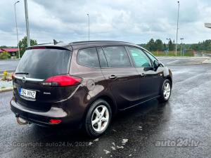 Opel Zafira 2015 in Narva, with an engine capacity of 1.60 L and mileage of 310 thousand km for 3990 €, photo 6 on AUTOMOTO.COM.LV