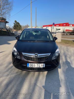 Opel Zafira 2016 in Tallinn, with an engine capacity of 2.00 L and mileage of 280 thousand km for 5999 €, photo 2 on AUTOMOTO.COM.LV