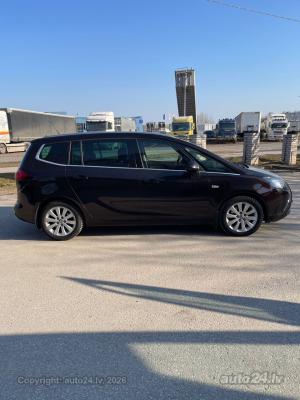 Opel Zafira 2016 Tallina, ar dzinēja tilpumu 2.00 L un nobraukumu 280 tūkst. km par 5999 €, foto 3 vietnē AUTOMOTO.COM.LV