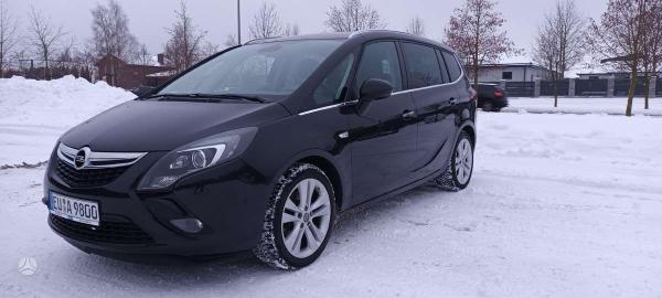 Черный Опель Zafira Tourer 2012 в Шяуляй, объемом двигателя 1.96 л и пробегом 231 тыс. км за 5450 €, фото 3 на AUTOMOTO.COM.LV