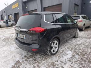 Черный Опель Zafira Tourer 2012 в Таураге, объемом двигателя 1.96 л и пробегом 260 тыс. км за 4650 €, фото 7 на AUTOMOTO.COM.LV