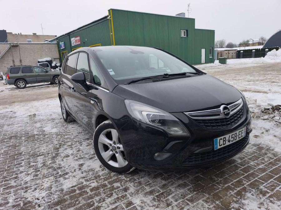 Черный Опель Zafira Tourer 2012 в Таураге, объемом двигателя 1.96 л и пробегом 260 тыс. км за 4650 €, фото 9 на AUTOMOTO.COM.LV