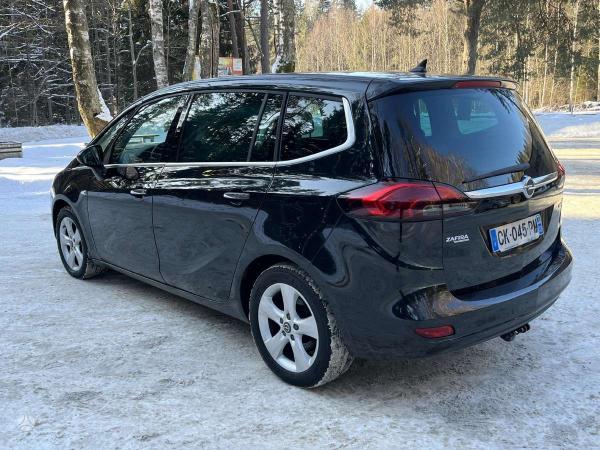 Черный Опель Zafira Tourer 2012 в Таураге, объемом двигателя 1.96 л и пробегом 212 тыс. км за 4250 €, фото 7 на AUTOMOTO.COM.LV
