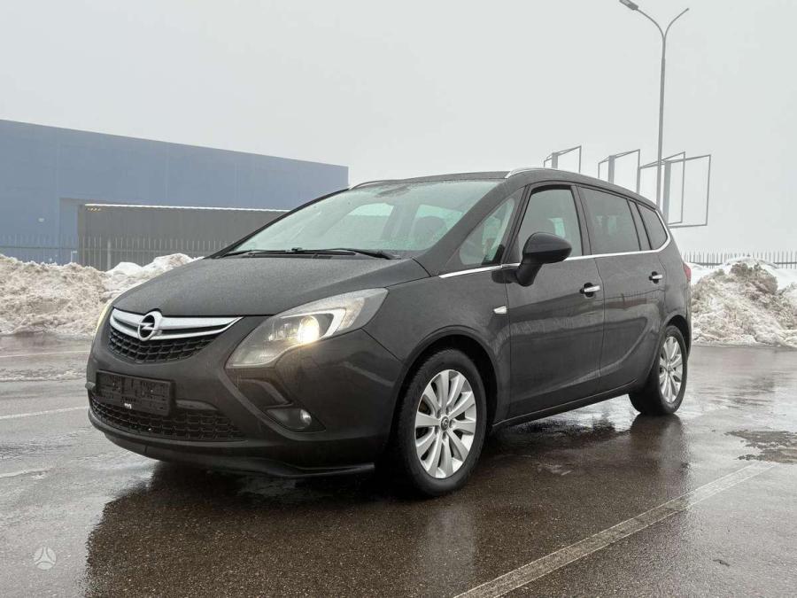 Черный Опель Zafira Tourer 2012 в Мариямполе, объемом двигателя 2.00 л и пробегом 238 тыс. км за 3350 €, фото 2 на AUTOMOTO.COM.LV