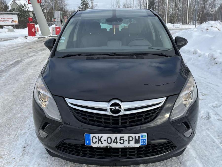 Melns Opel Zafira Tourer 2012 Tauragė, ar dzinēja tilpumu 1.96 L un nobraukumu 210 tūkst. km par 3950 €, foto 2 vietnē AUTOMOTO.COM.LV