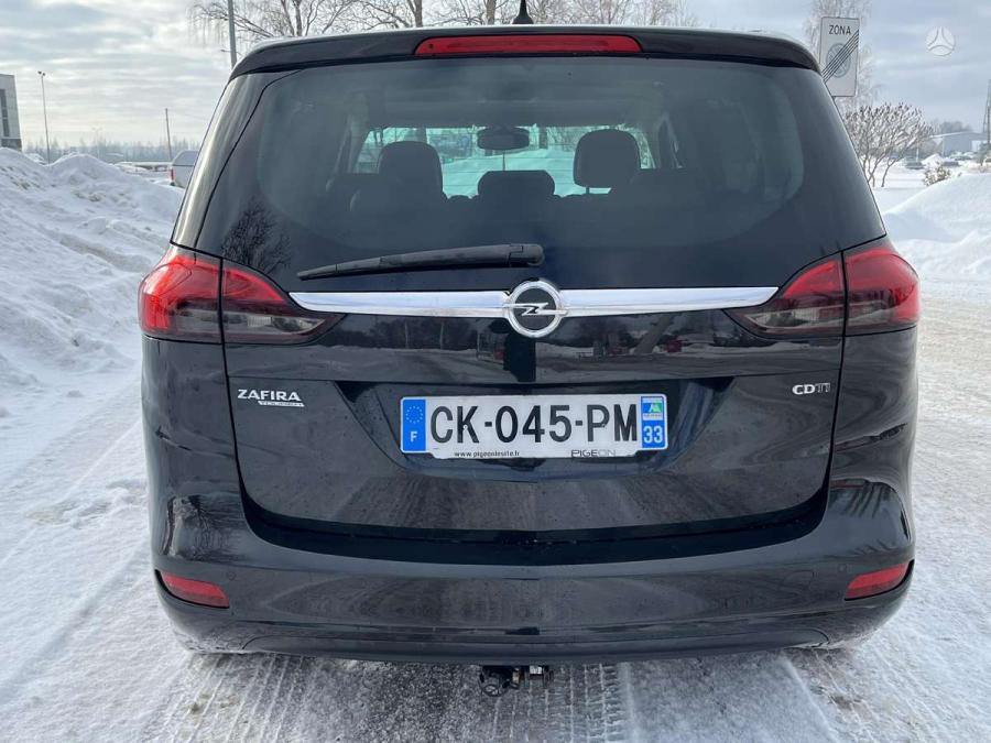 Melns Opel Zafira Tourer 2012 Tauragė, ar dzinēja tilpumu 1.96 L un nobraukumu 210 tūkst. km par 3950 €, foto 6 vietnē AUTOMOTO.COM.LV