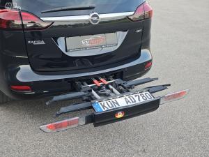 Black Opel Zafira Tourer 2012 in Vilnius, with an engine capacity of 2.00 L and mileage of 291 thousand km for 5300 €, photo 12 on AUTOMOTO.COM.LV