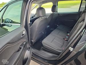 Black Opel Zafira Tourer 2012 in Vilnius, with an engine capacity of 2.00 L and mileage of 291 thousand km for 5300 €, photo 26 on AUTOMOTO.COM.LV