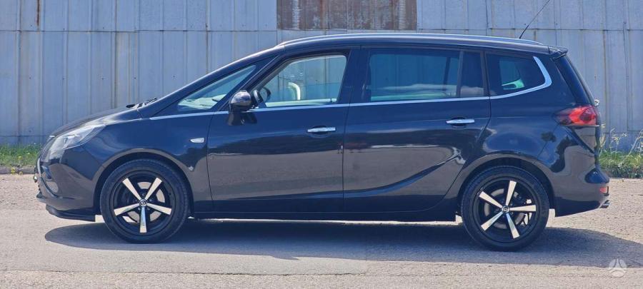 Черный Опель Zafira Tourer 2012 в Утена, объемом двигателя 1.96 л и пробегом 205 тыс. км за 4650 €, фото 6 на AUTOMOTO.COM.LV