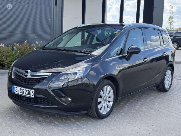 Melns Opel Zafira Tourer 2012 Viļņa, ar dzinēja tilpumu 1.96 L un nobraukumu 300 tūkst. km par 4400 €, foto 1 vietnē AUTOMOTO.COM.LV