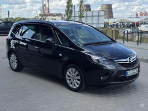 Черный Опель Zafira Tourer 2012 в Вильнюс, объемом двигателя 1.96 л и пробегом 300 тыс. км за 4400 €, фото 4 на AUTOMOTO.COM.LV