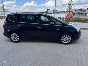 Черный Опель Zafira Tourer 2012 в Вильнюс, объемом двигателя 1.96 л и пробегом 300 тыс. км за 4400 €, фото 5 на AUTOMOTO.COM.LV