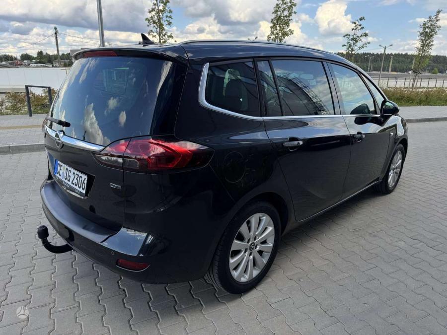 Черный Опель Zafira Tourer 2012 в Вильнюс, объемом двигателя 1.96 л и пробегом 300 тыс. км за 4400 €, фото 6 на AUTOMOTO.COM.LV