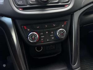 Черный Опель Zafira Tourer 2012 в Вильнюс, объемом двигателя 1.96 л и пробегом 300 тыс. км за 4400 €, фото 14 на AUTOMOTO.COM.LV