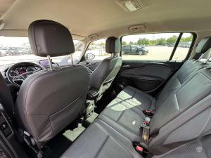 Black Opel Zafira Tourer 2012 in Marijampole, with an engine capacity of 2.00 L and mileage of 178 thousand km for 4400 €, photo 18 on AUTOMOTO.COM.LV