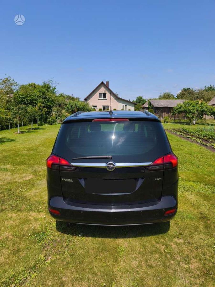 Melns Opel Zafira Tourer 2012 Biržai, ar dzinēja tilpumu 1.96 L un nobraukumu 231 tūkst. km par 3200 €, foto 9 vietnē AUTOMOTO.COM.LV