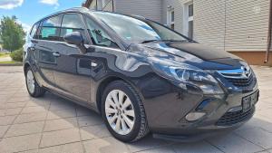 Black Opel Zafira Tourer 2012 in Vilnius, with an engine capacity of 1.36 L and mileage of 198 thousand km for 4950 €, photo 34 on AUTOMOTO.COM.LV