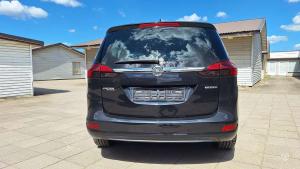Black Opel Zafira Tourer 2012 in Vilnius, with an engine capacity of 1.36 L and mileage of 198 thousand km for 4950 €, photo 37 on AUTOMOTO.COM.LV