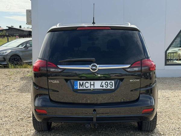 Black Opel Zafira Tourer 2012 in Siauliai, with an engine capacity of 1.96 L and mileage of 284 thousand km for 3600 €, photo 6 on AUTOMOTO.COM.LV