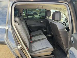 Черный Опель Zafira Tourer 2012 в Шяуляй, объемом двигателя 1.96 л и пробегом 284 тыс. км за 3600 €, фото 14 на AUTOMOTO.COM.LV
