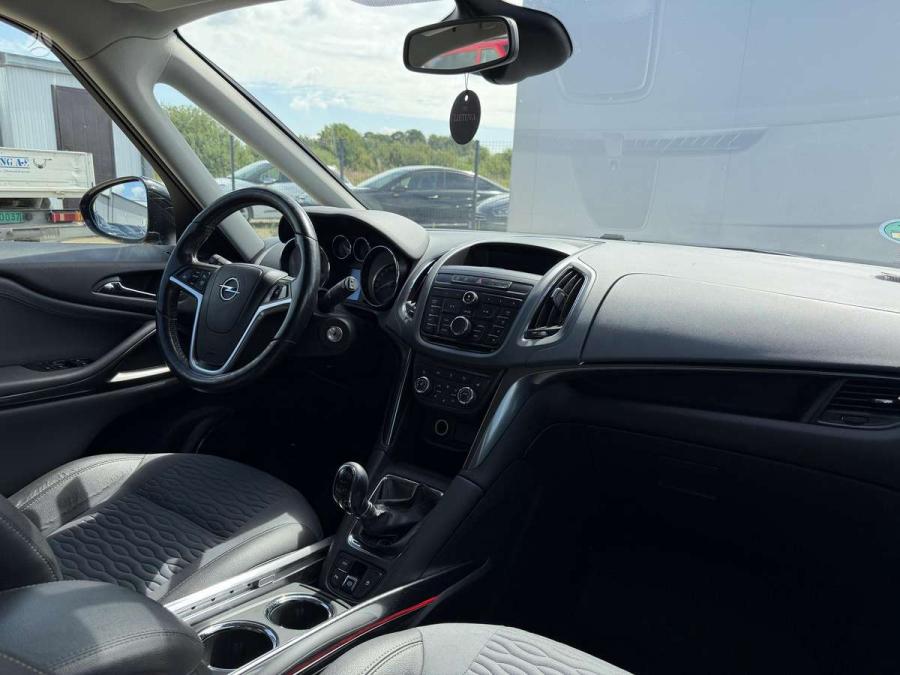 Черный Опель Zafira Tourer 2012 в Шяуляй, объемом двигателя 1.96 л и пробегом 284 тыс. км за 3600 €, фото 19 на AUTOMOTO.COM.LV