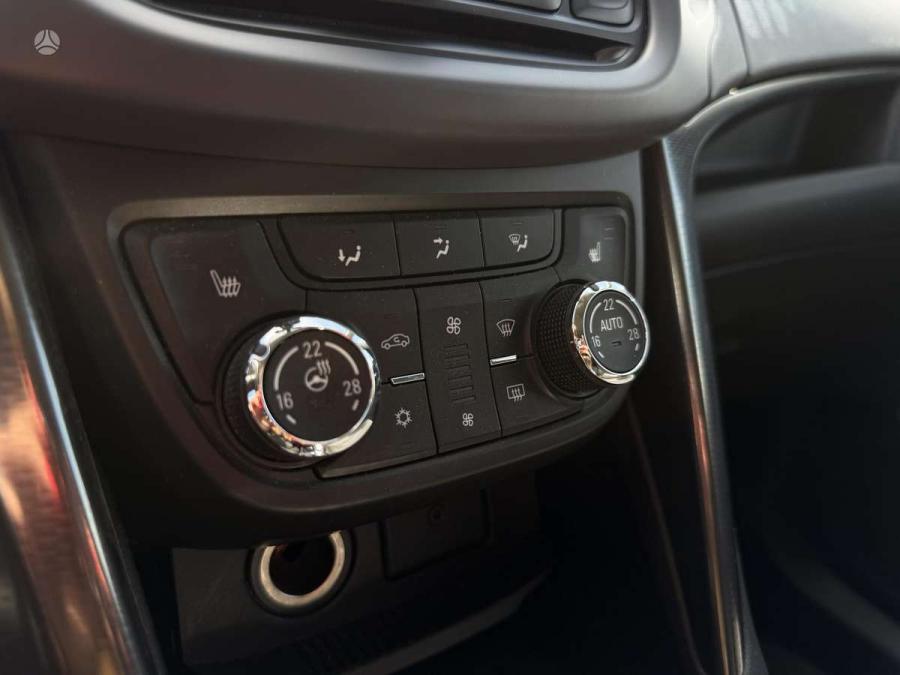 Черный Опель Zafira Tourer 2012 в Шяуляй, объемом двигателя 1.96 л и пробегом 284 тыс. км за 3600 €, фото 20 на AUTOMOTO.COM.LV