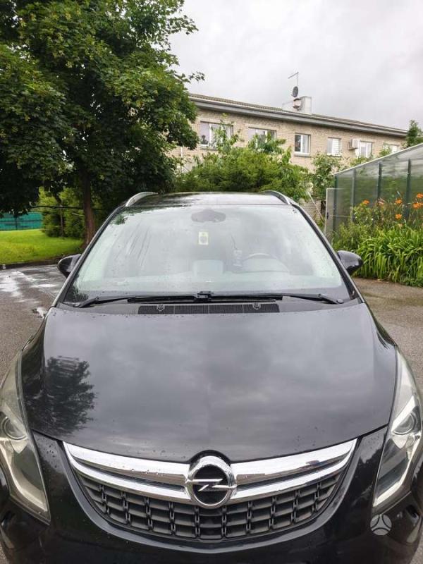 Melns Opel Zafira Tourer 2012 Klaipėda, ar dzinēja tilpumu 1.60 L un nobraukumu 273 tūkst. km par 2900 €, foto 3 vietnē AUTOMOTO.COM.LV