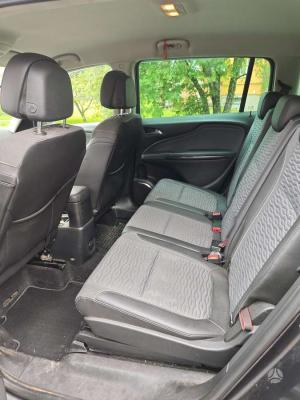 Black Opel Zafira Tourer 2012 in Klaipeda, with an engine capacity of 1.60 L and mileage of 273 thousand km for 2900 €, photo 7 on AUTOMOTO.COM.LV
