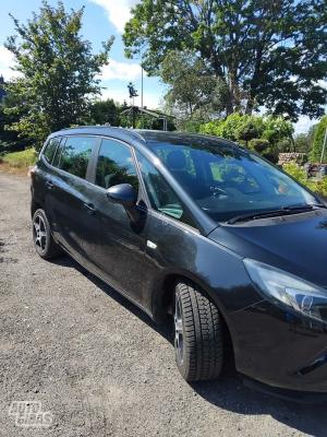 Melns Opel Zafira Tourer 2012 Raseiniai, ar dzinēja tilpumu 2.10 L un nobraukumu 404 tūkst. km par 4500 €, foto 4 vietnē AUTOMOTO.COM.LV