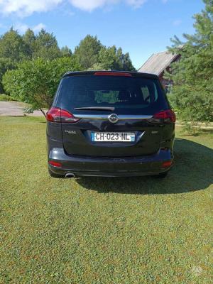 Черный Опель Zafira Tourer 2012 в Утена, объемом двигателя 1.96 л и пробегом 335 тыс. км за 4300 €, фото 3 на AUTOMOTO.COM.LV