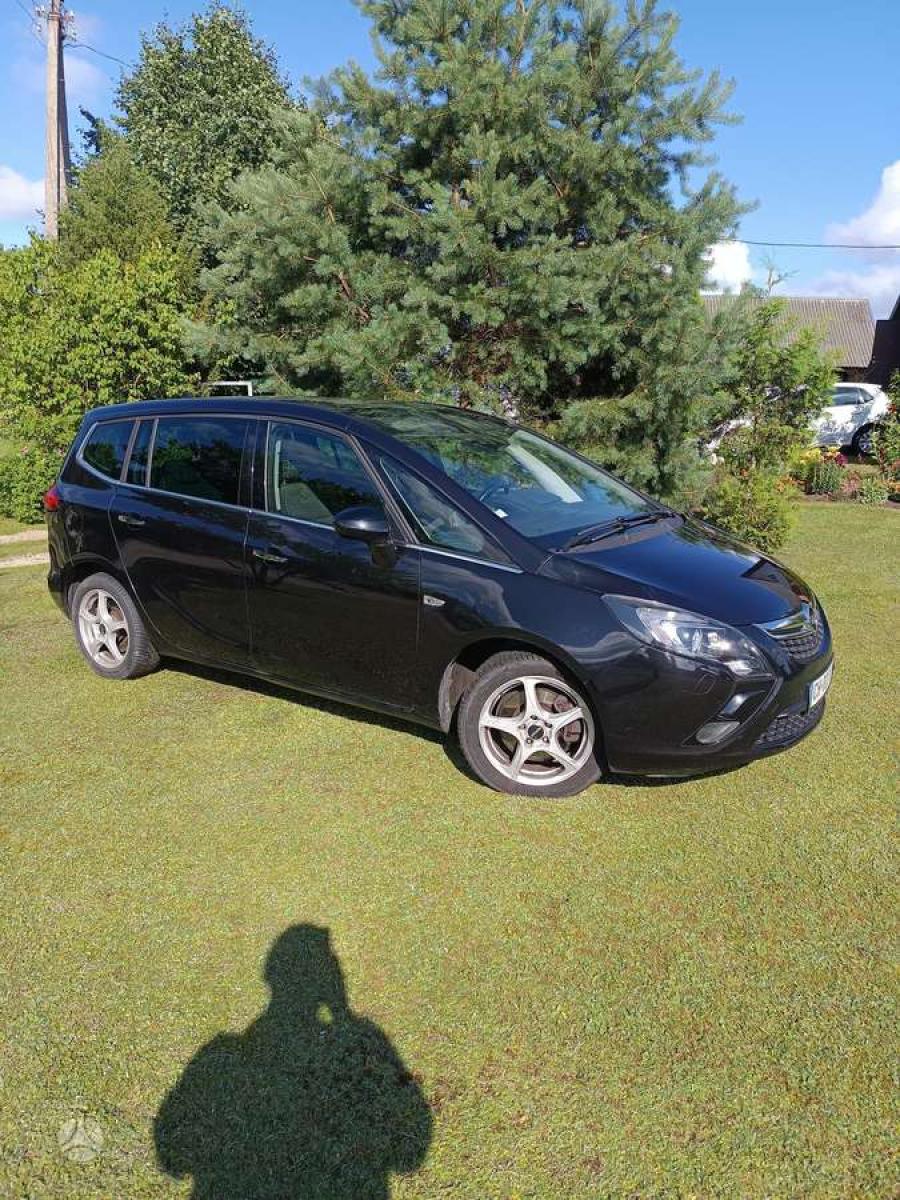 Черный Опель Zafira Tourer 2012 в Утена, объемом двигателя 1.96 л и пробегом 335 тыс. км за 4300 €, фото 6 на AUTOMOTO.COM.LV